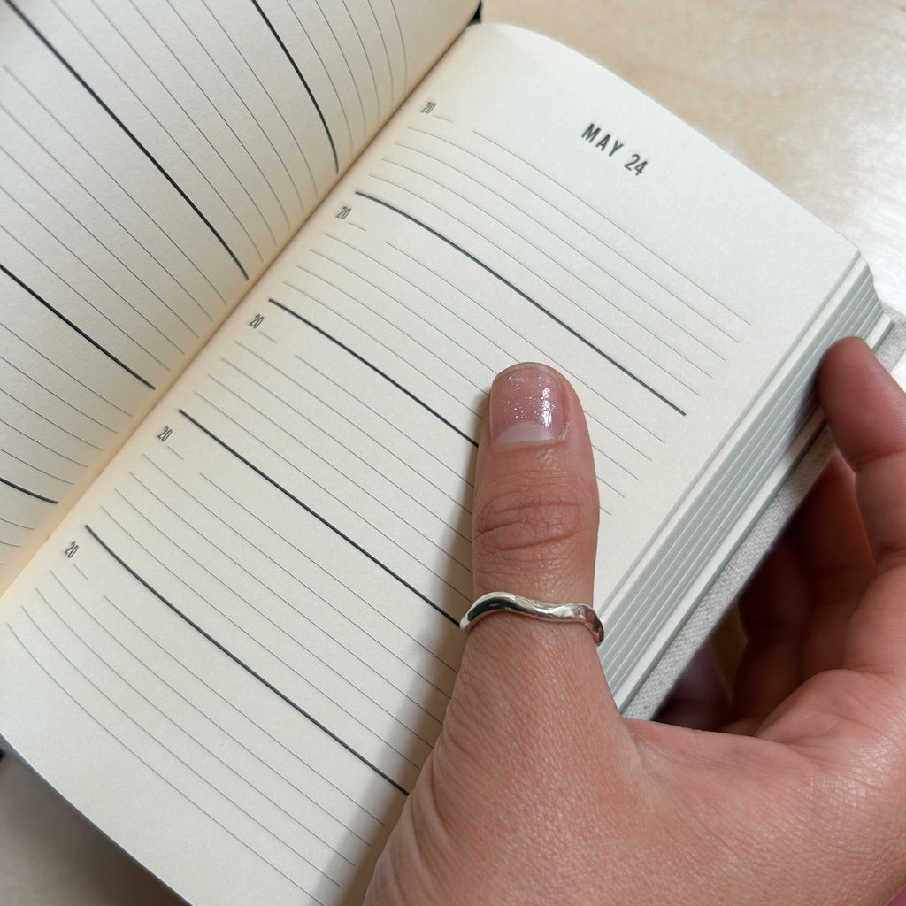 Wavy Stacking Ring – Merge